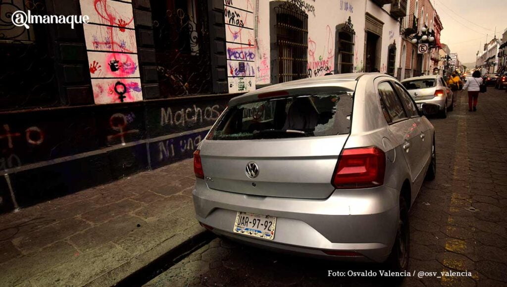 Feministas radicales pagarán daños de automóvil estacionado frente al ...