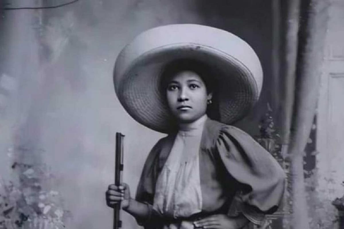Conoce la tumba de Altagracia Calderón, heroína de la Batalla 5 de Mayo